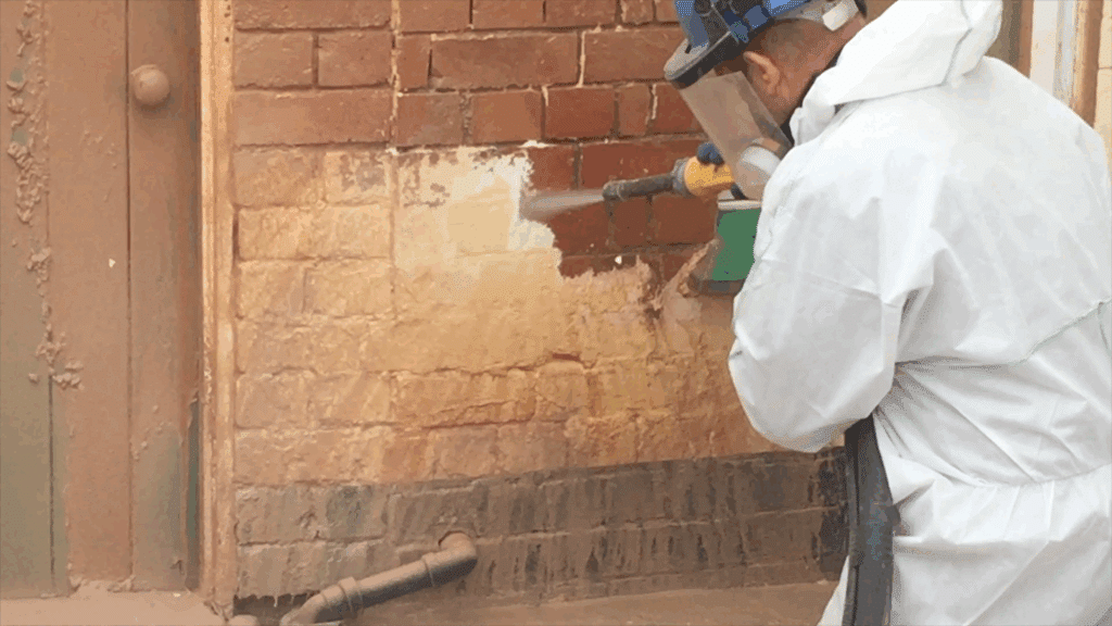 What is the difference between wet and dry sand blasting? - Quill ...